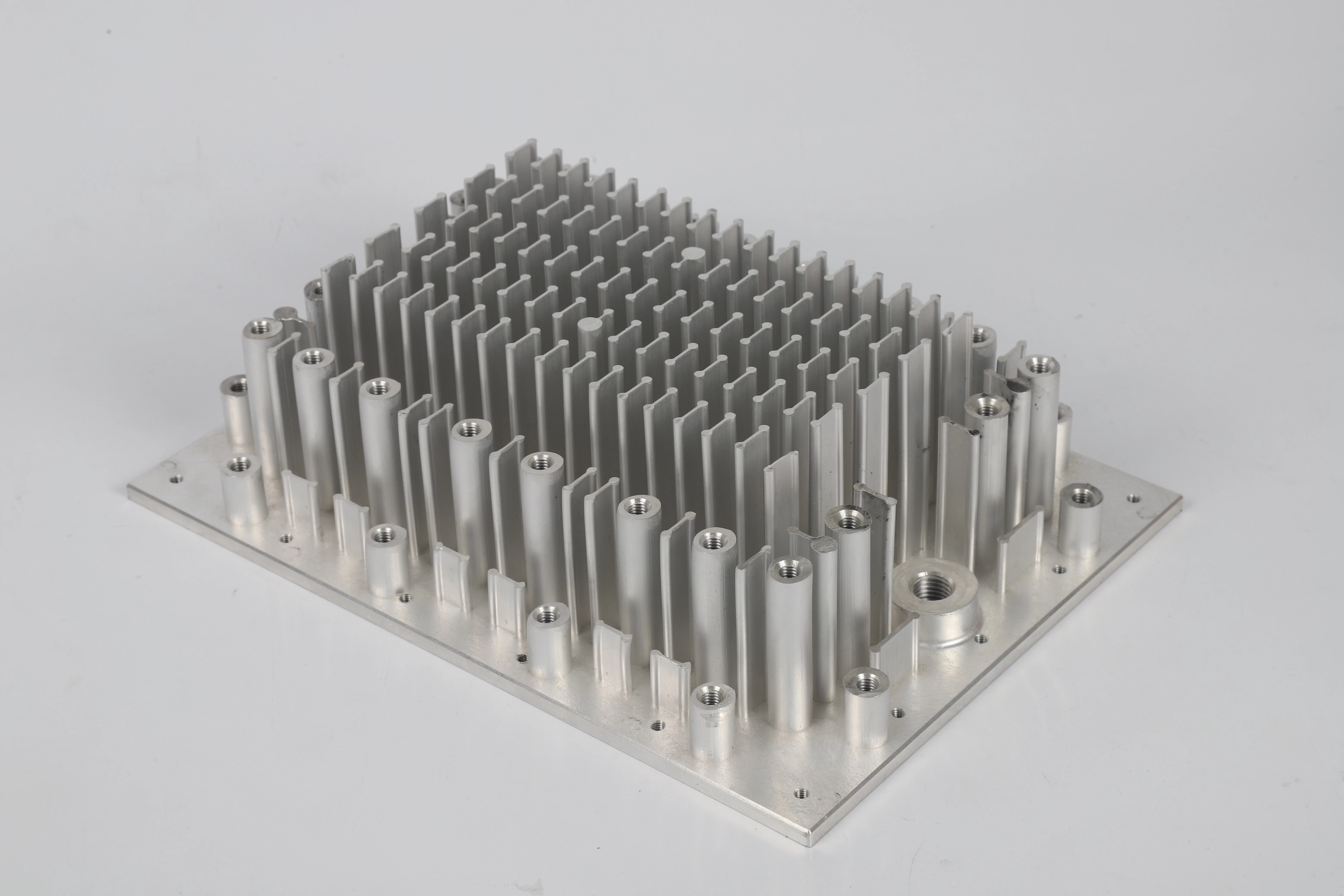 Large Aluminum Cold Forged Pin Fin Radiator